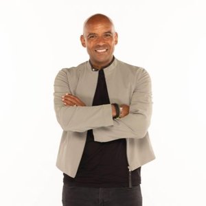 Arwa Damon Bio, Facts, Married, Husband, Tattoos, CNN, Salary, Net ...